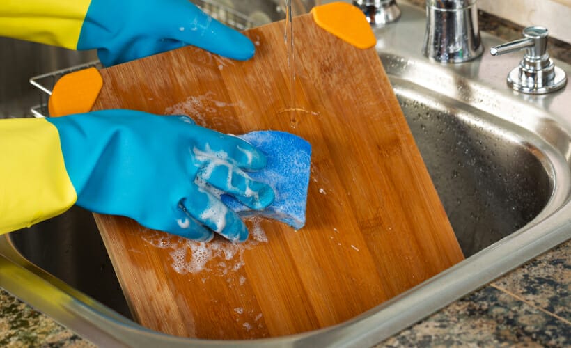 How To Sanitize Dishes Food Safety When Cleaning And Drying Dishes